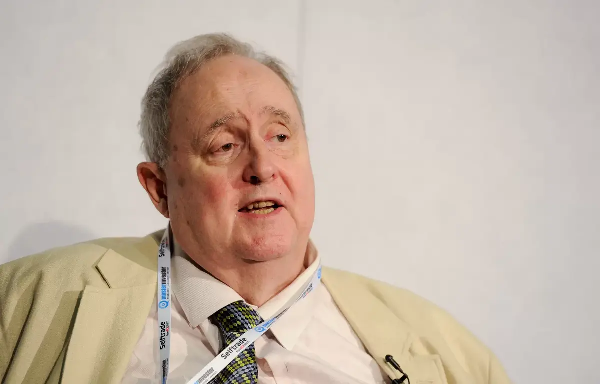 آشنایی با سیمون کاوکول تریدر مشهور بازار